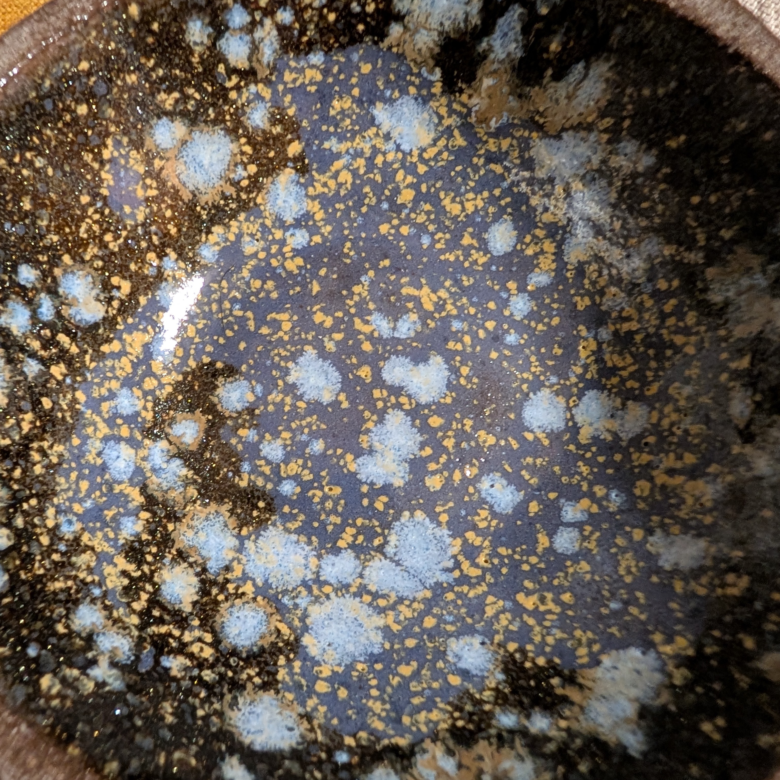 Cosmic Tea Dust on Blue Hydrangea | glazeshare
