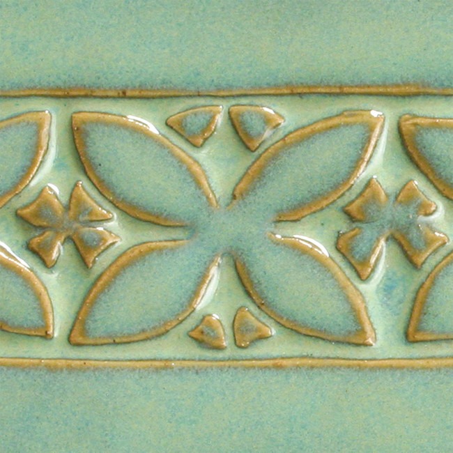 PC-25 Textured Turquoise by Amaco - Glaze Combinations | GlazeShare