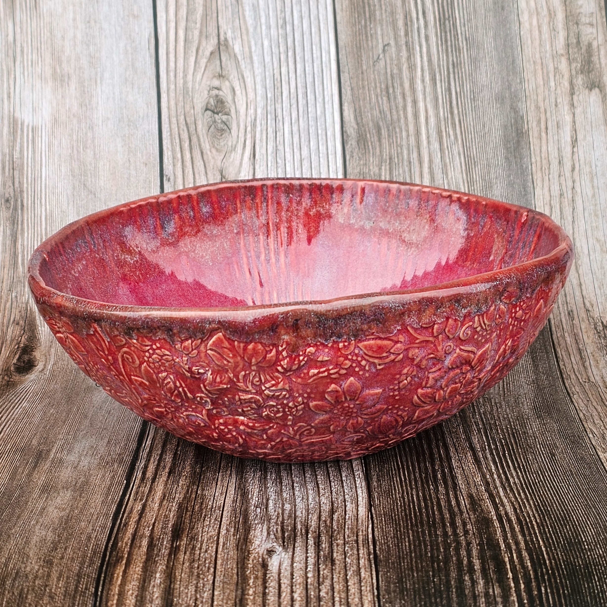 Snapdragon under Shallot w Oatmeal Floating Blue | glazeshare