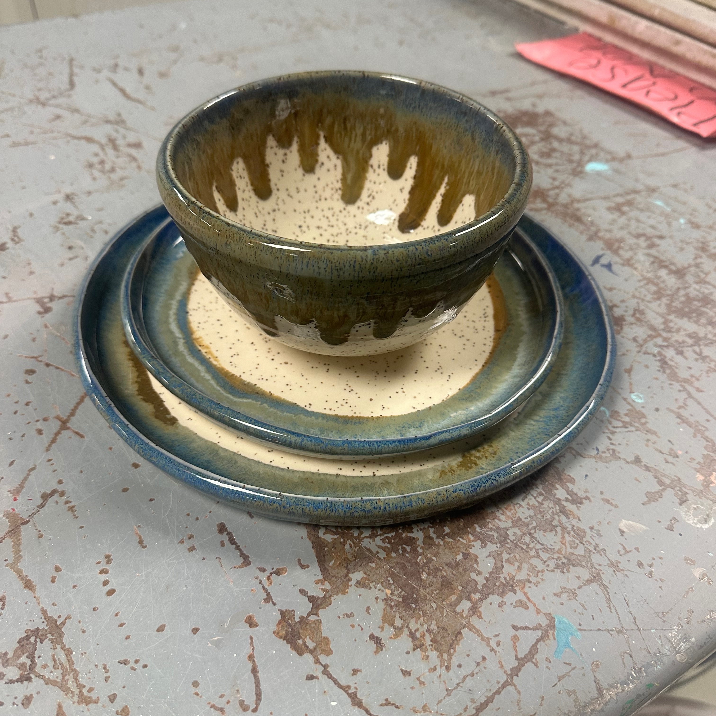 Oatmeal over Ancient Jasper over Indigo Float | glazeshare